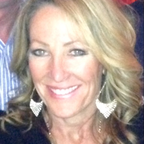 Suzanne Edmonson - Personal Stylist | BATON ROUGE LA | J.Hilburn